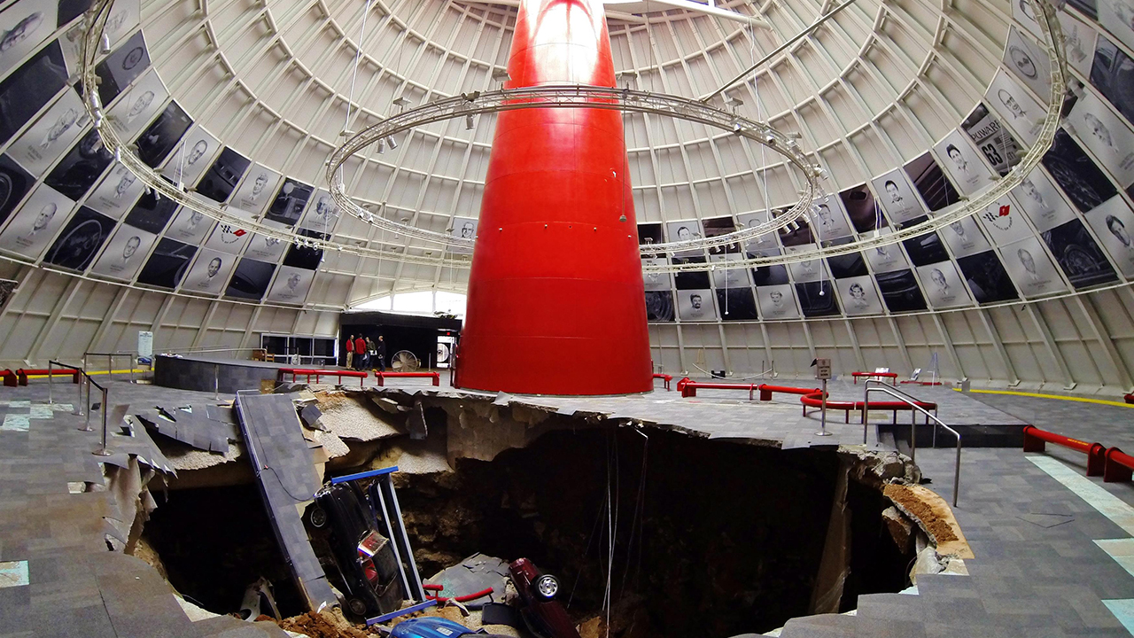 Massive Engineering Mistakes S3 | Beyond Rights | Screenings | C21Media