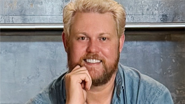 Flowina in paradise nude traveled over to meet the